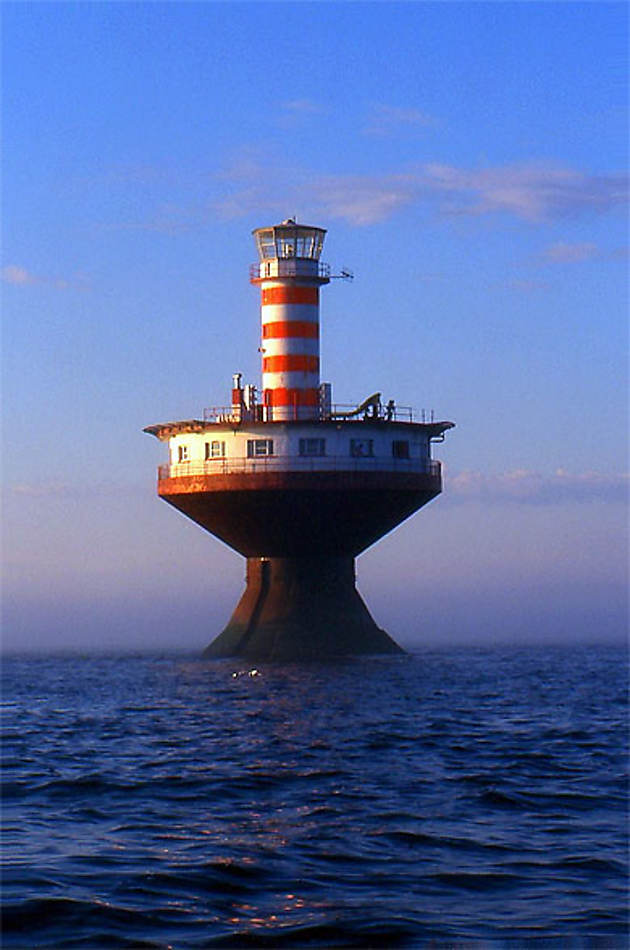 Un gros gros phare : Tadoussac : Côte-Nord : Québec : Routard.com