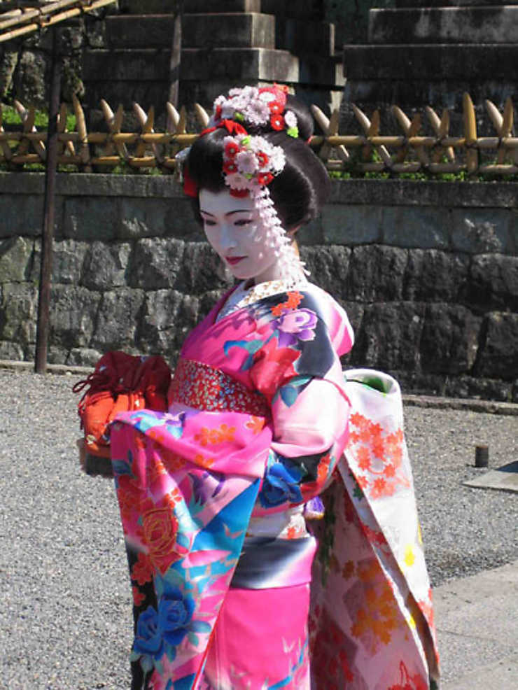 Geiko : Costume : Kyoto : Honshû : Japon : Routard.com