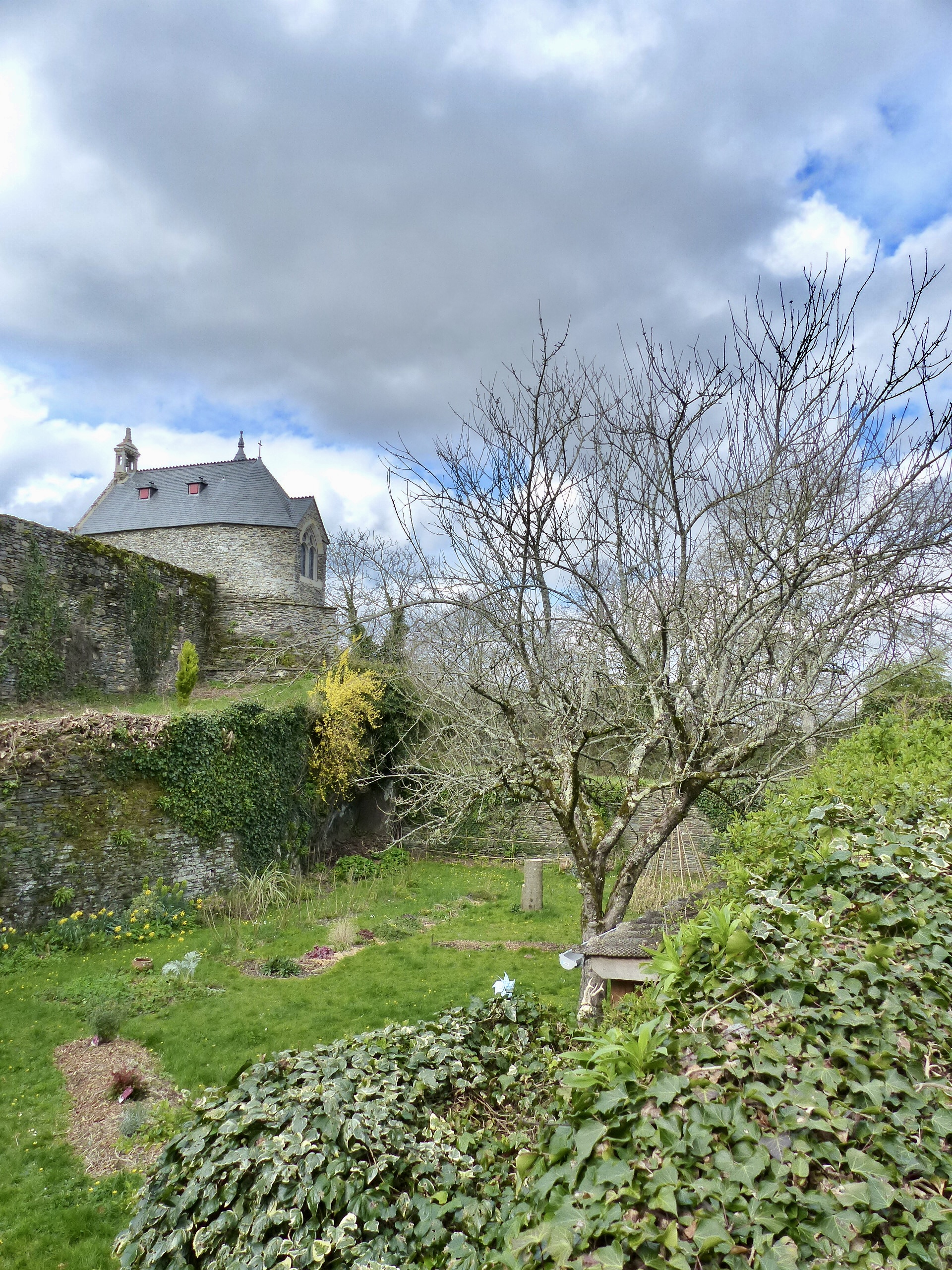 Paysage printanier : Arbres : Rochefort-en-Terre (Roc'h-An-Argoed ...
