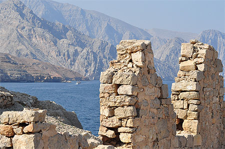 Telegraph Island : Telegraph Island : Péninsule de Musandam : Oman ...