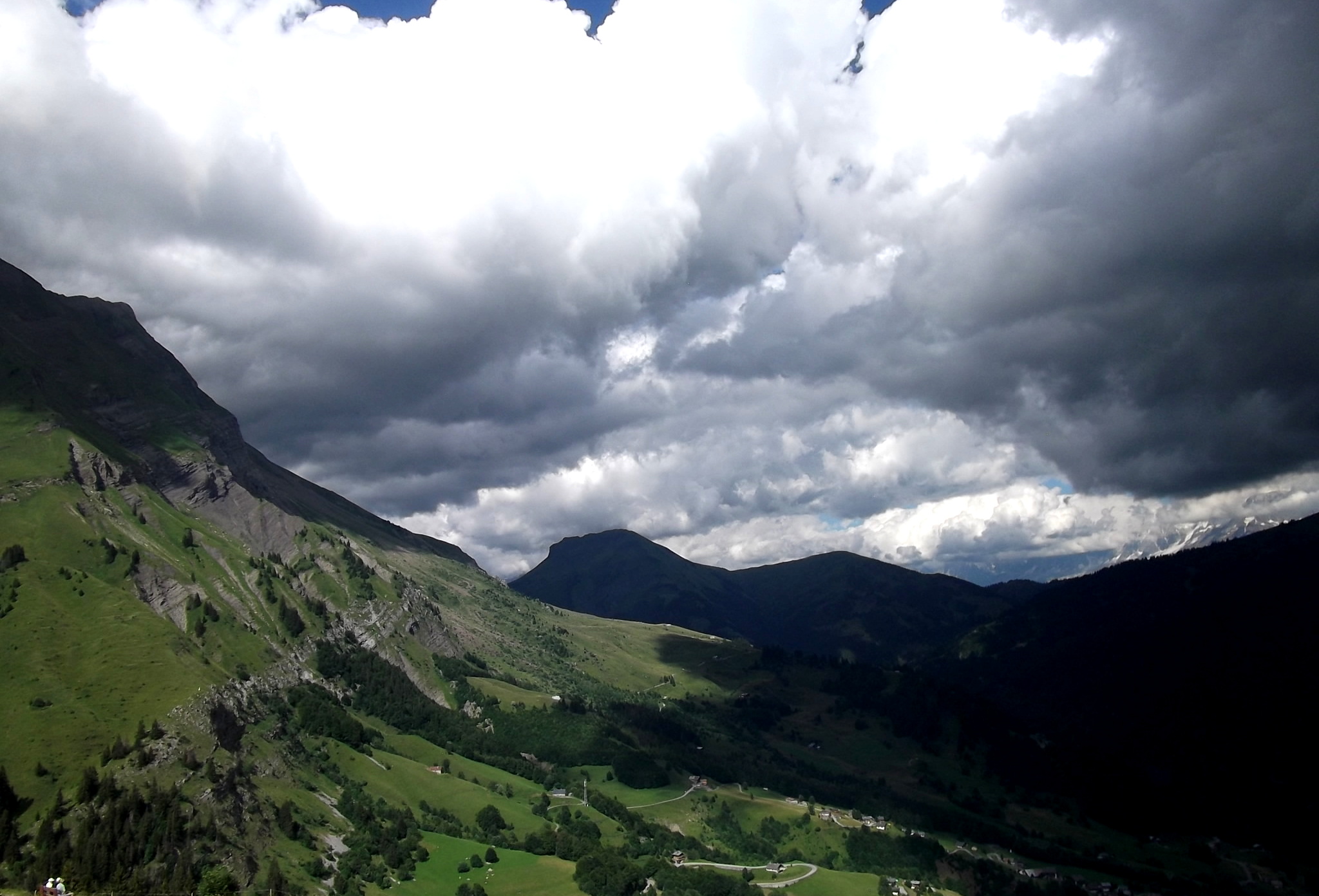 Au col des Aravis : Montagne : Massif des Aravis : Haute-Savoie : Alpes ...