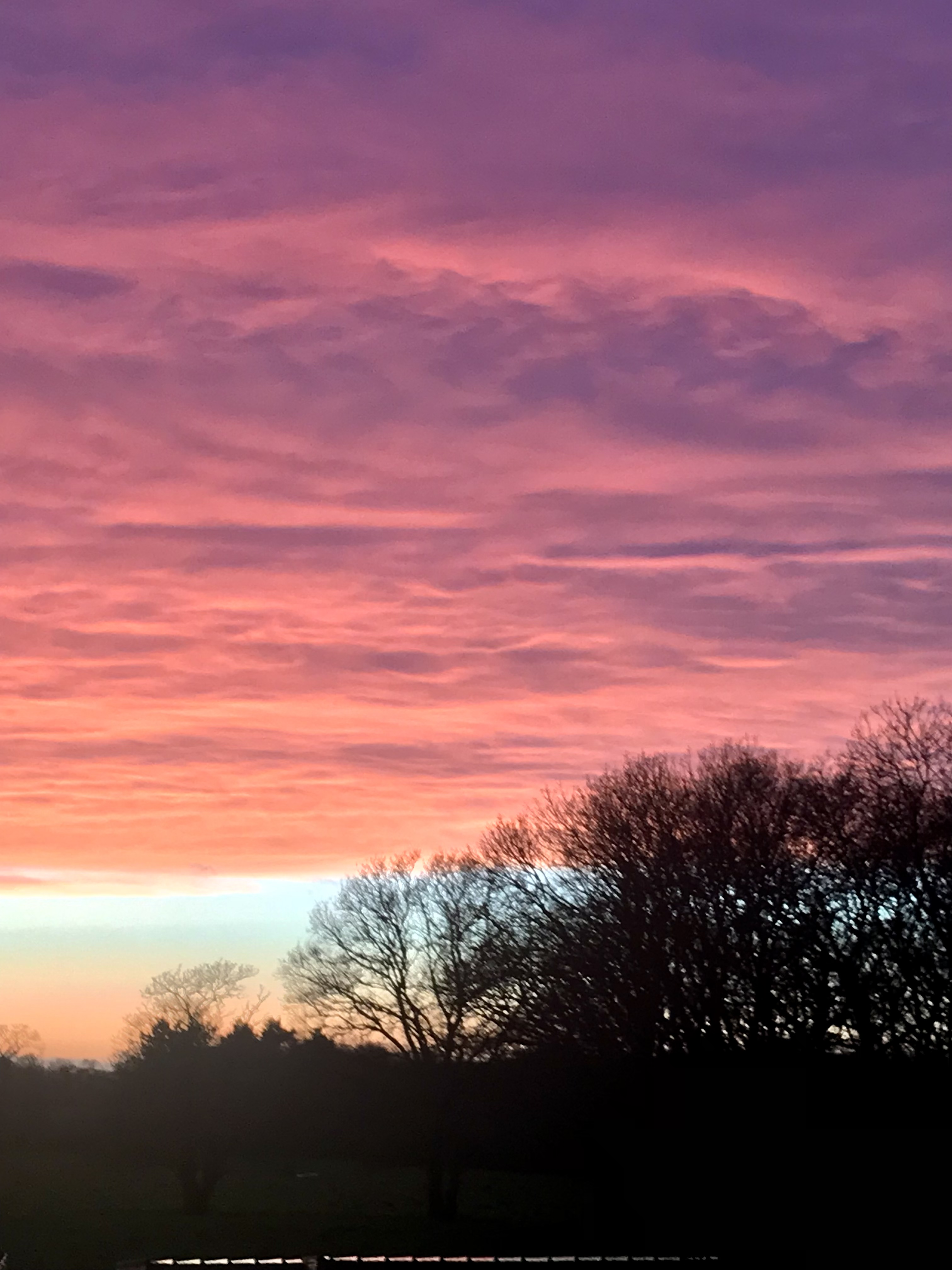 Un ciel très étrange ce 15 mars : Coucher de soleil : Finistère ...