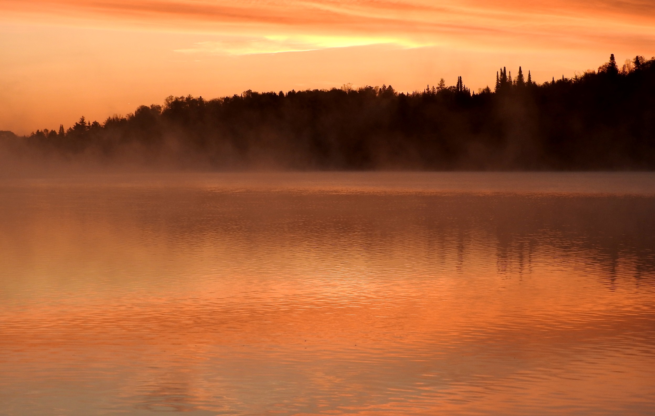 Lever de soleil d'automne : Lacs : Laurentides : Québec : Routard.com