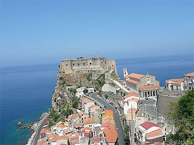 Le château de Scilla : Scilla : Calabre : Italie : Routard.com