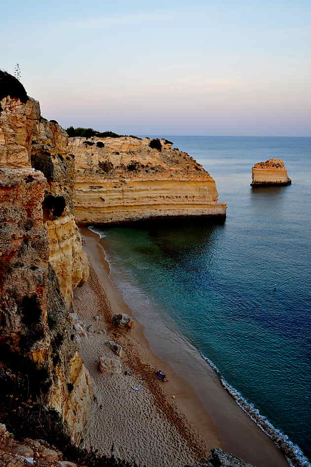 Belle plage de Praia de Marinha : Plages : Mer : Falaise : Praia de ...
