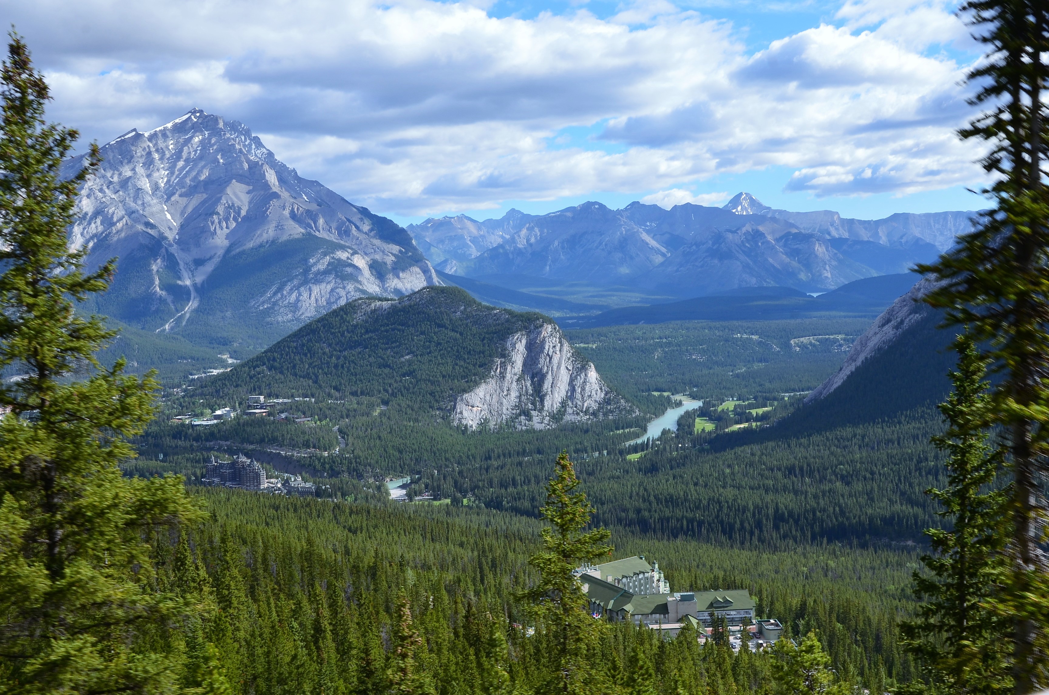 Vallée de Banff : Montagne : Banff : Parc national de Banff : Alberta ...