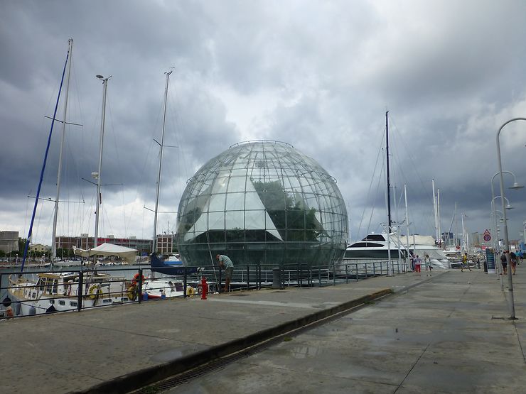 Visiter Port de Gênes : préparez votre séjour et voyage Port de Gênes ...