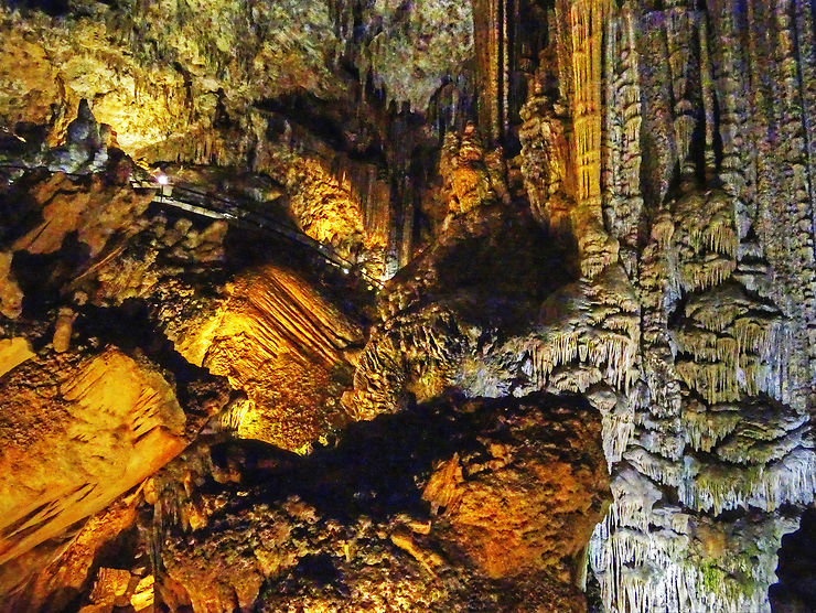 Grotte de Nerja : Grottes : Grotte de Nerja (Cueva de Nerja) : Nerja ...