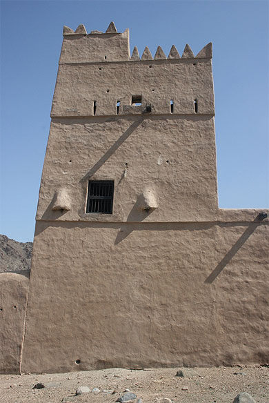 Tour du fort Al-Hail : Châteaux : Fort Al-Hail : Fujairah : Émirats ...