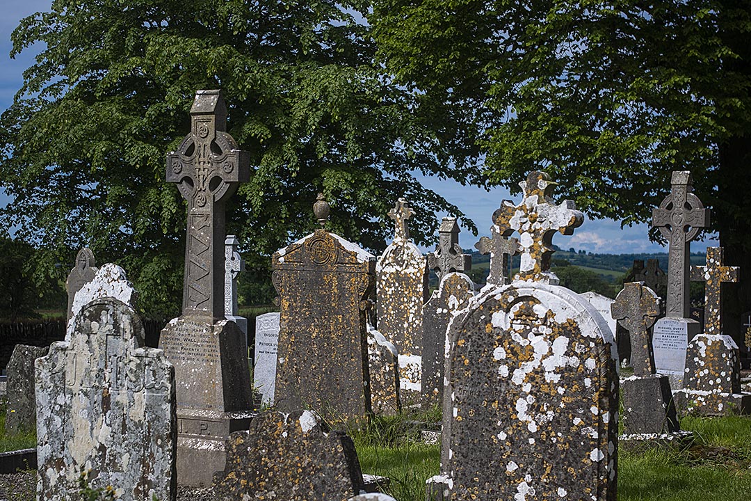 Monasterboice cemetery : Cimetières : Comté de Louth : Irlande ...