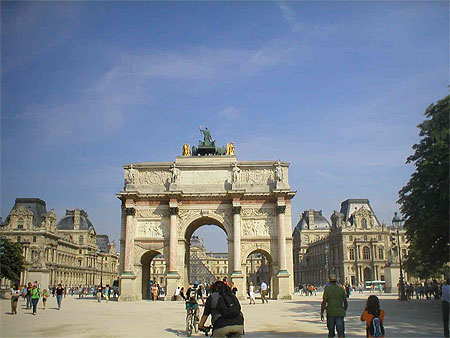 Mini Arc de Triomphe : Musée du Louvre : 1er arrondissement : Paris ...