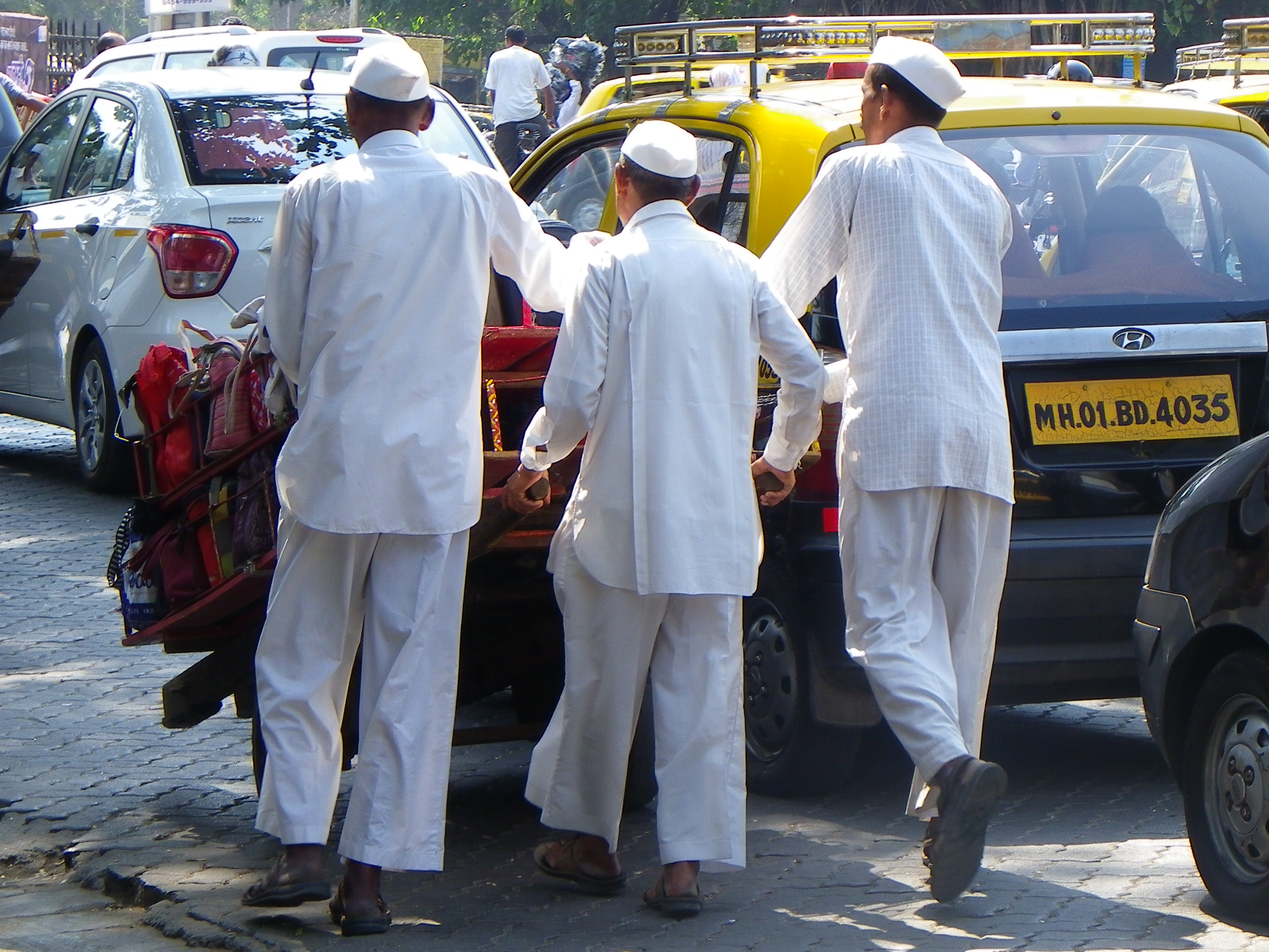 Livraison repas par dabbawallahs : Mumbai : Inde : Routard.com
