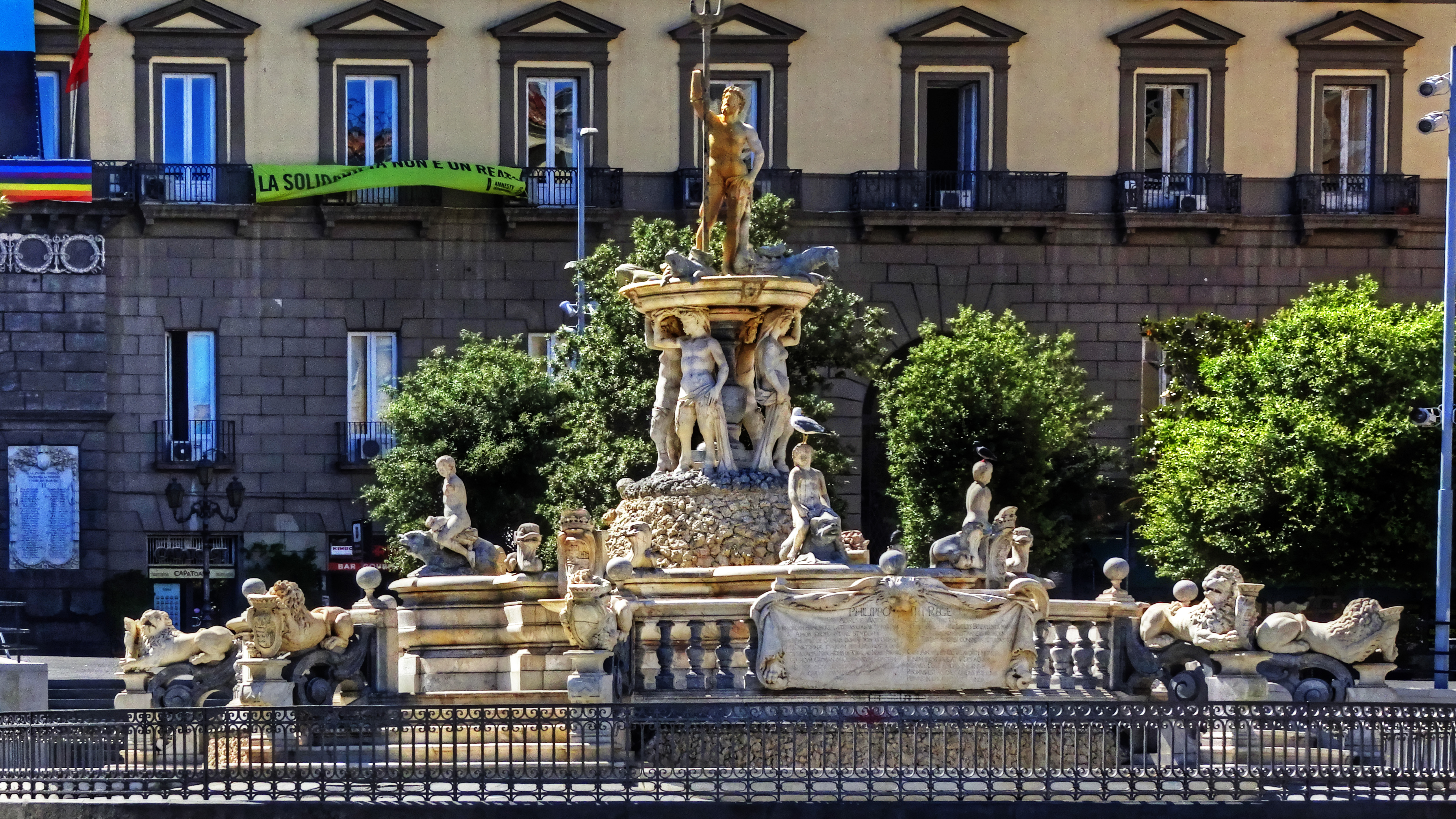 Naples : Statues : Naples : Italie : Routard.com