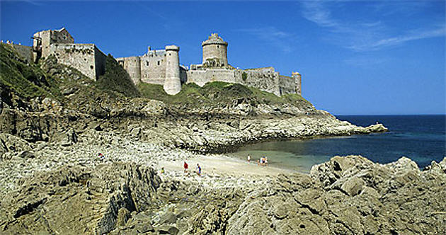 Fort La Latte : Plages : Mer : Châteaux : Fort La Latte : Côtes-d'Armor ...