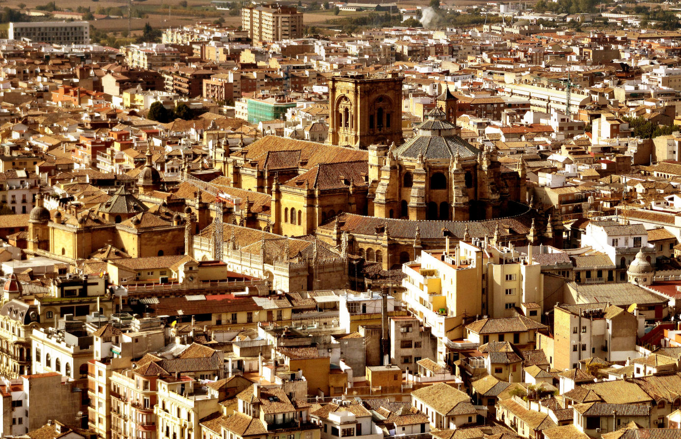 Vue sur Granada : Eglise : Granada (Grenade) : Grenade et Sierra Nevada ...
