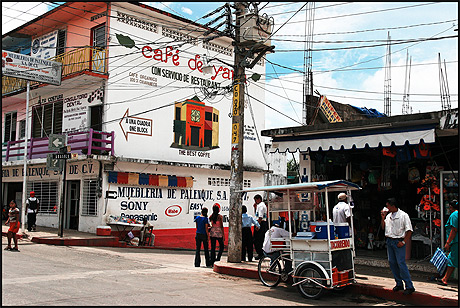 Carrefour : Palenque : Chiapas : Mexique : Routard.com