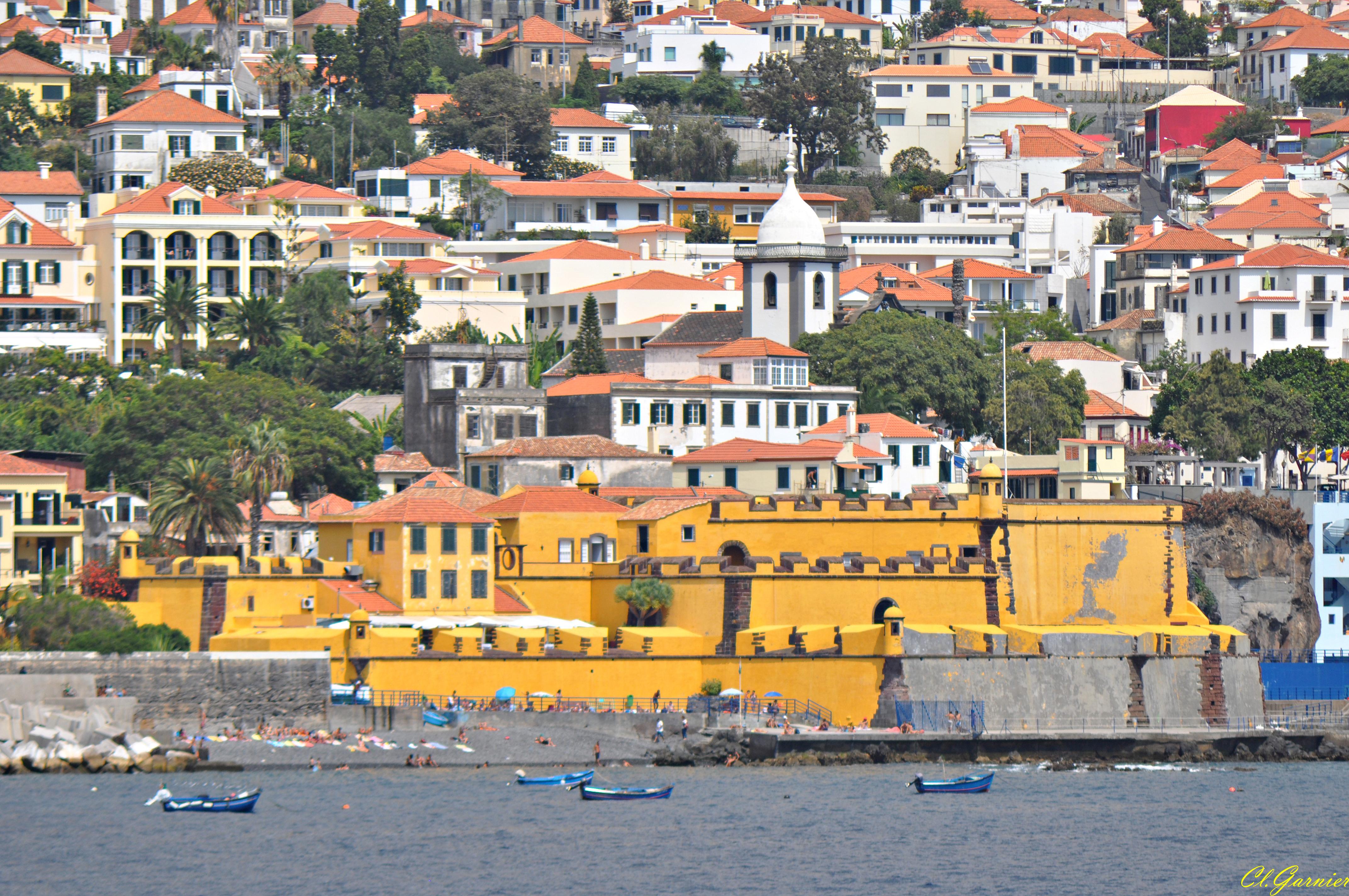 Fort de São Tiago : Châteaux : Fort de São Tiago : Funchal : Côte Sud ...