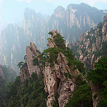 Huang Shan : Montagne : Huang Shan (la montagne jaune) : Anhui : Chine ...