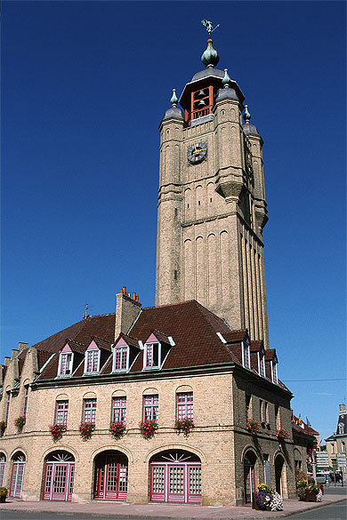 Beffroi, Bergues : Beffroi de Bergues : Bergues : Nord : Nord-Pas-de ...