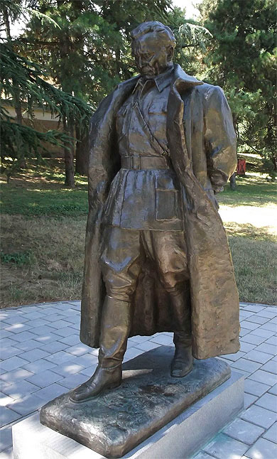 Tito : Statues : Kuca Cveca (Mausolée du maréchal Tito) : Belgrade ...