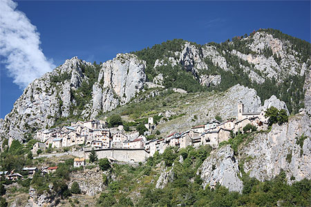 Roubion : Village : Roubion : Alpes-Maritimes : Côte d'Azur : Routard.com