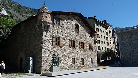 Casa de la Vall, Andorre-la-Vieille : Andorre-la-Vieille (Andorra La ...