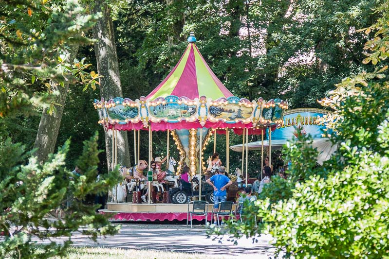 Besançon, Le carousel du Parc Micaud : Besançon : Doubs : Franche-Comté ...