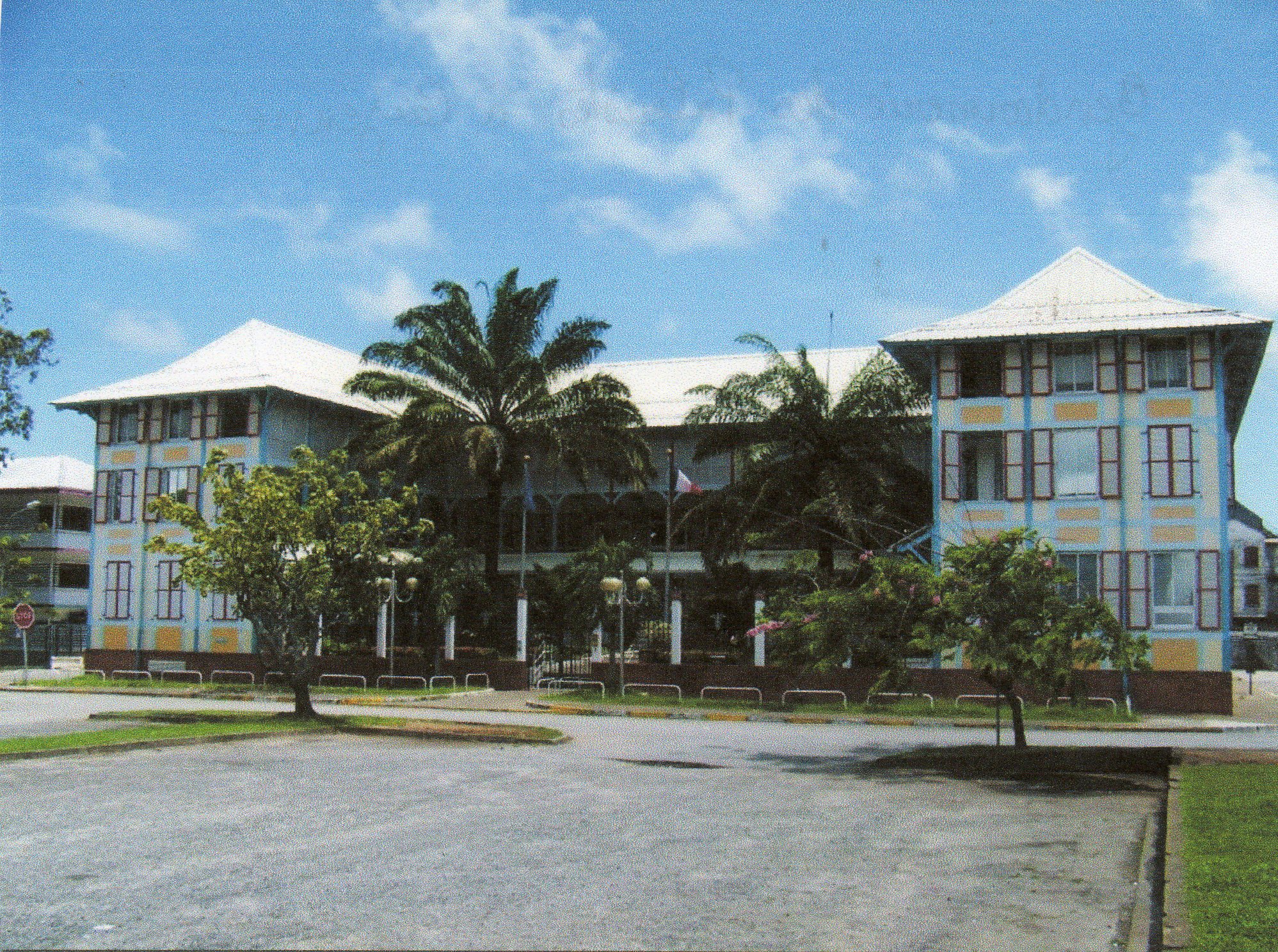 Cayenne : Place des Palmistes : Cayenne : Guyane : Routard.com