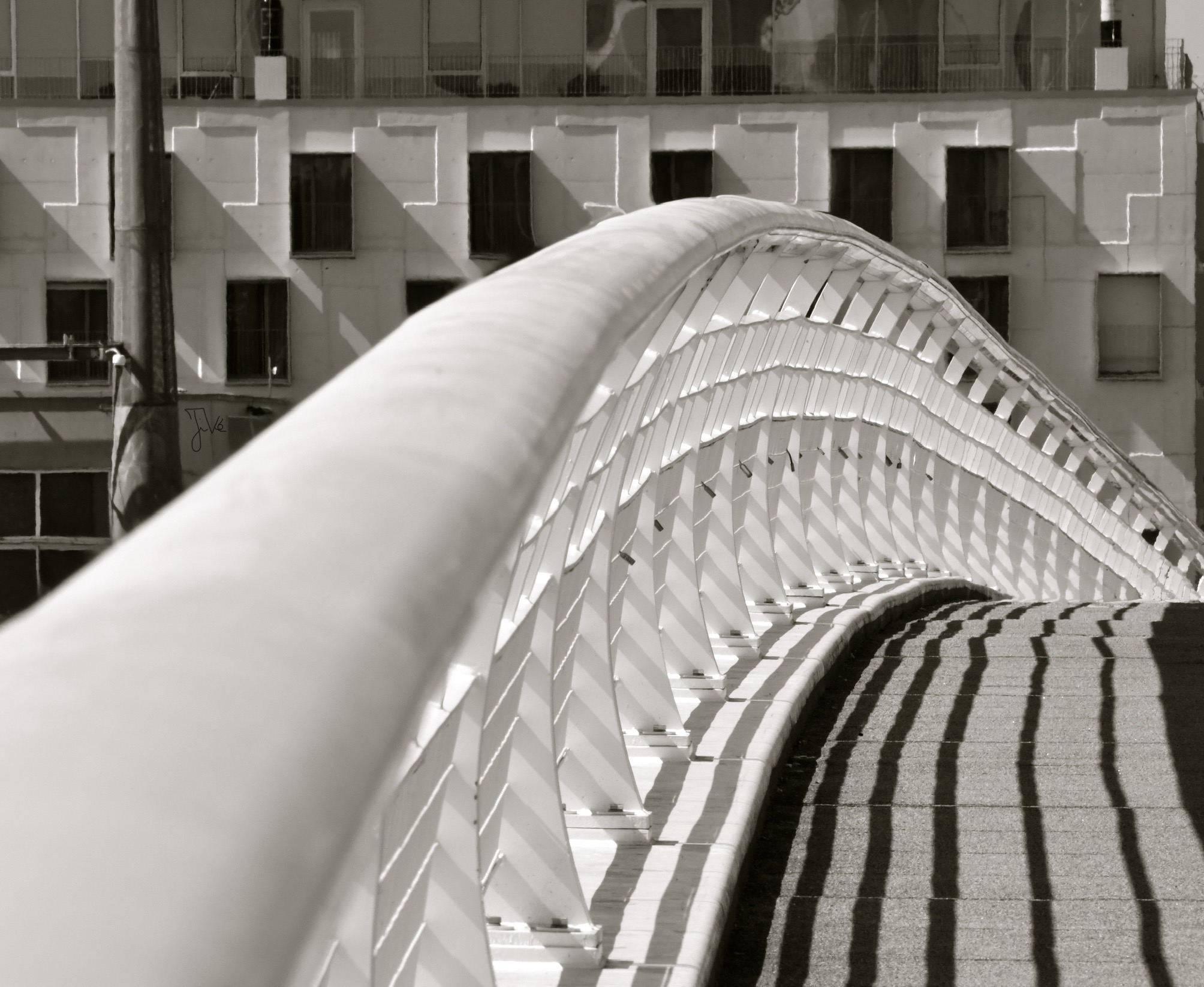 Courbes bordelaises : Ponts : Noir et blanc : Pont Jacques-Chaban ...