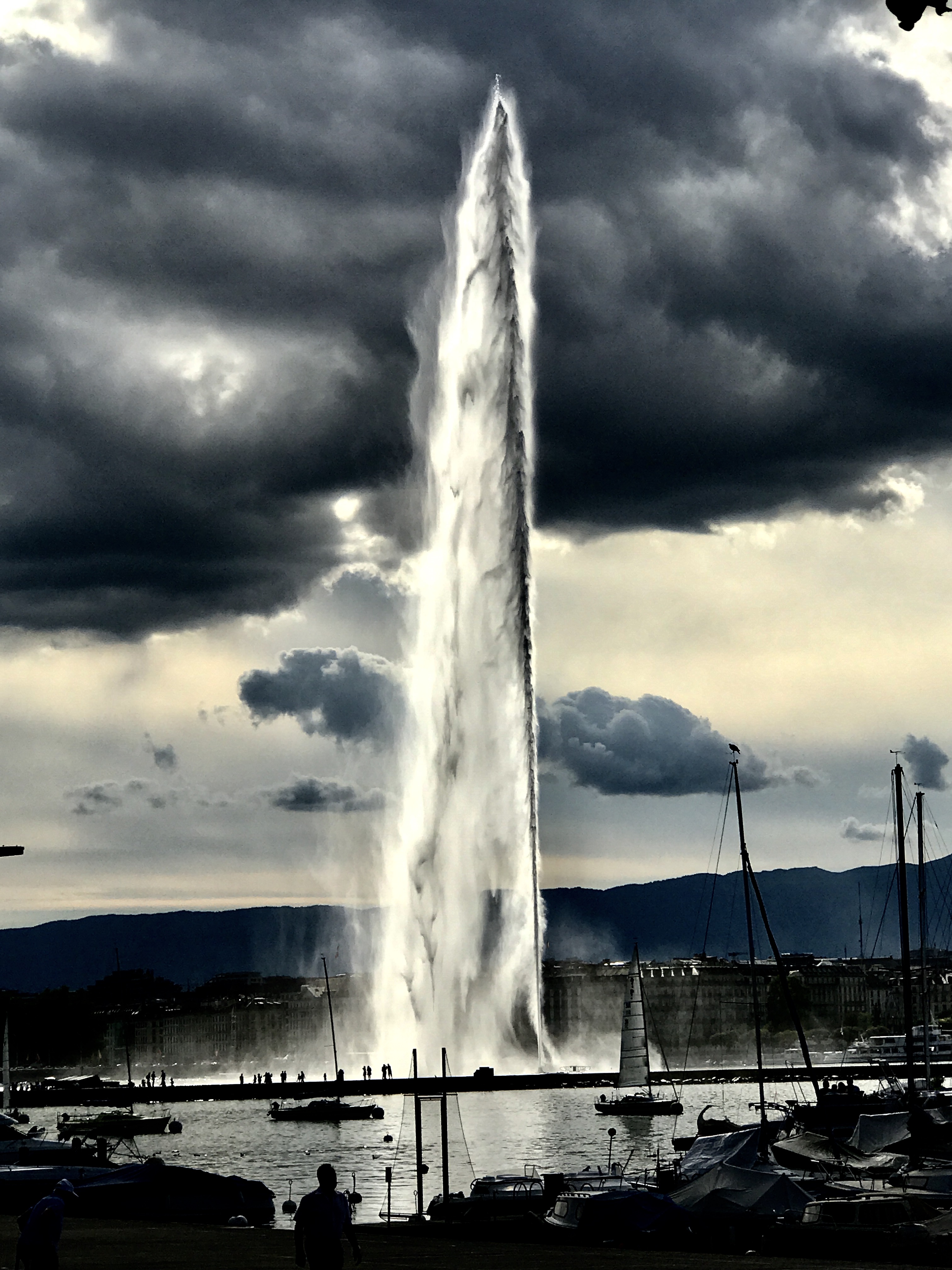 Jet de Genève : Jet d'eau de Genève : Rives du lac Léman : Genève ...