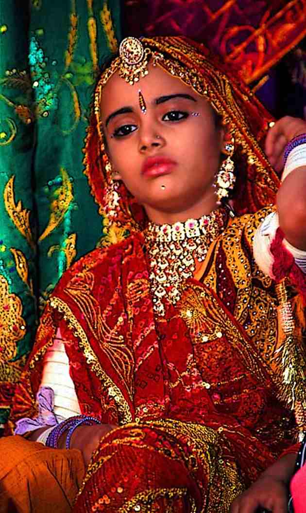 Fête de Gangaur : Enfants : Costume : Fête de Gangaur : Udaipur ...