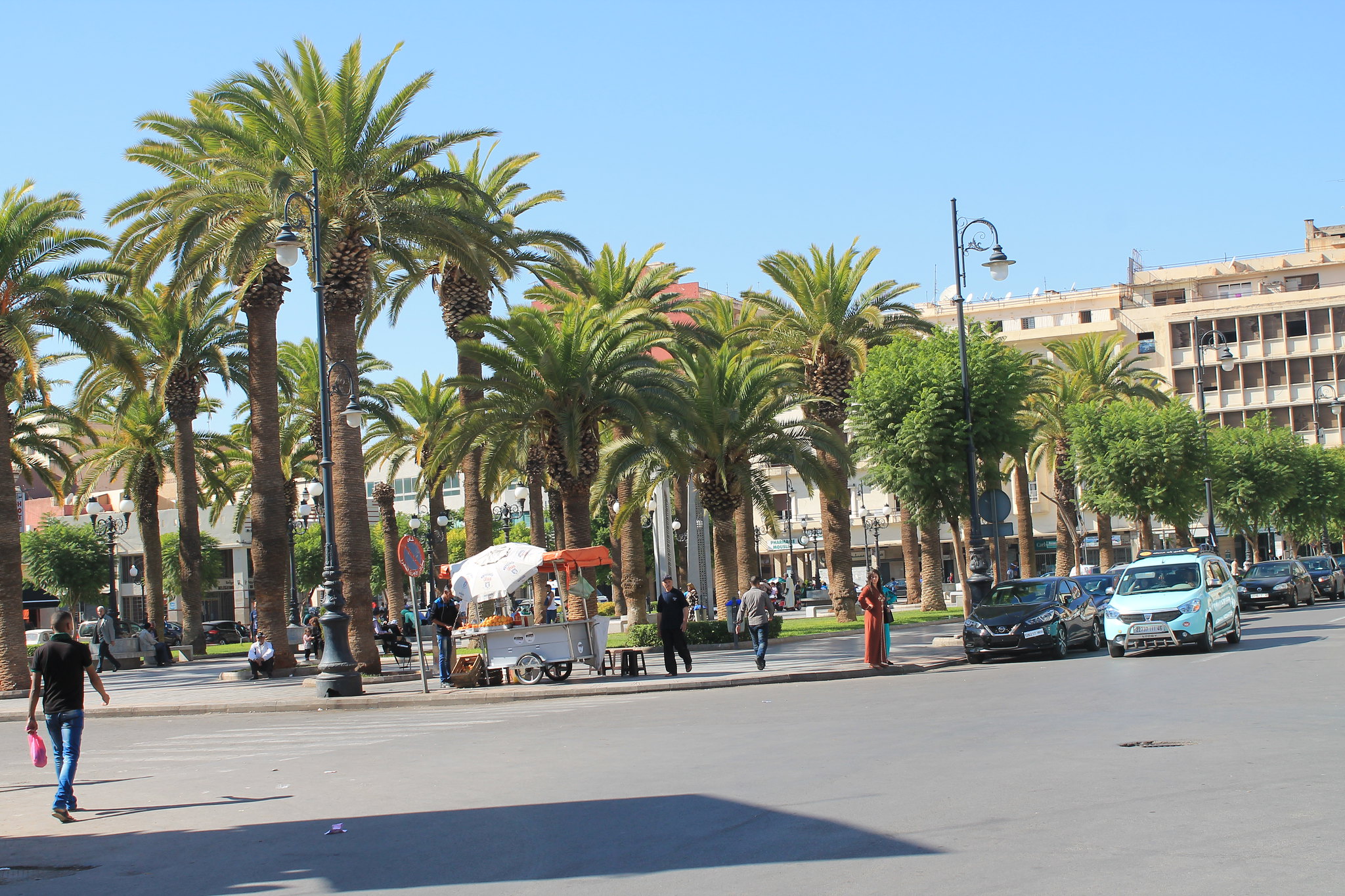 Place du 16 aout à Oujda : Oujda : Nord du Maroc : Maroc : Routard.com