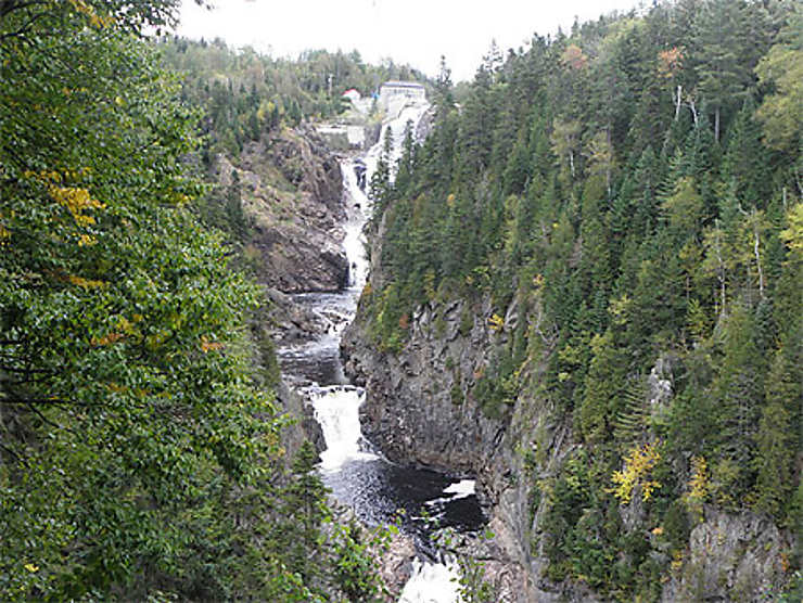Visiter Les Sept-Chutes : préparez votre séjour et voyage Les Sept ...