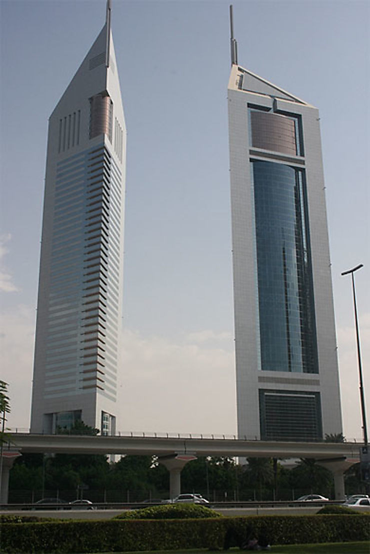 Emirates Towers : Emirates Towers : Dubaï (ville) : Dubaï : Routard.com