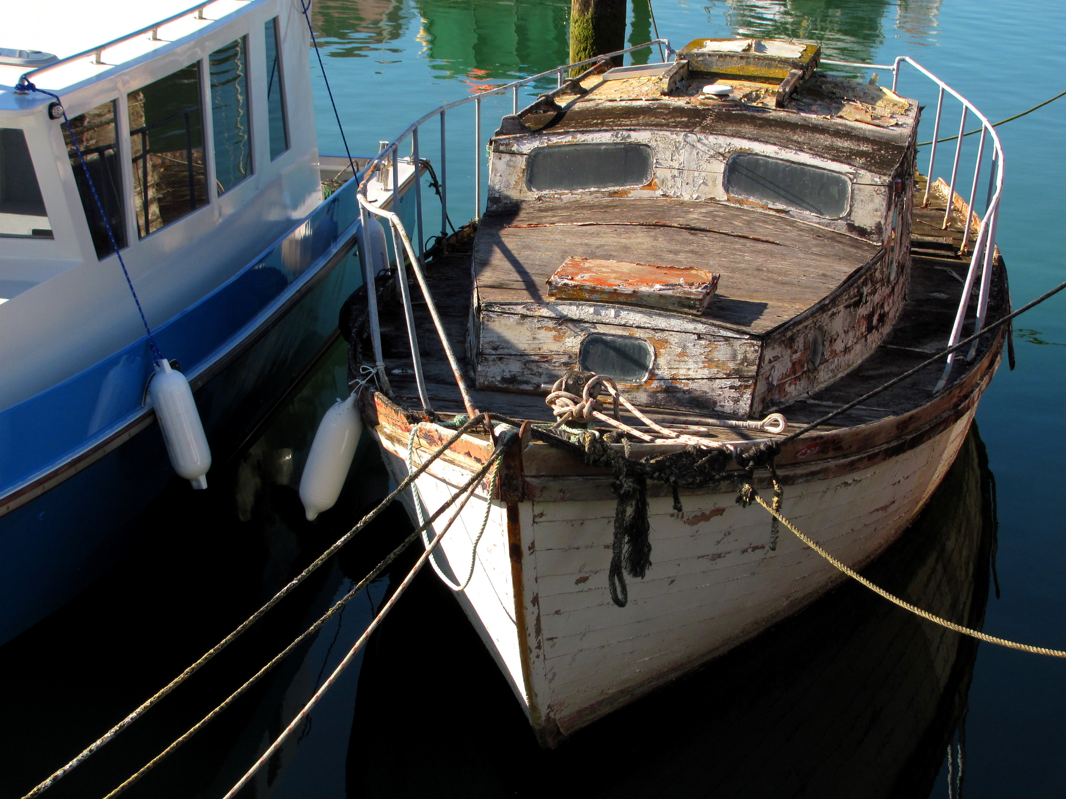 Le vieux rafiot : Bateaux : Transport : Île du Sud : Nouvelle-Zélande ...