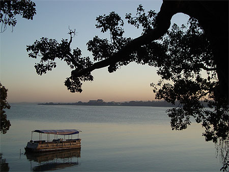 Aube sur le lac Tana : Lacs : Lac Tana : Amhara : Éthiopie : Routard.com