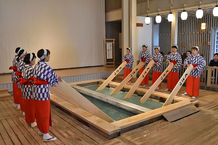 Japon : Kusatsu Onsen : plongez dans le grand bain ! - Routard.com