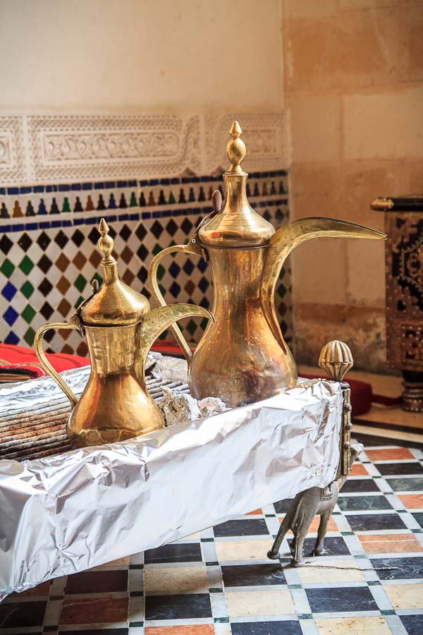 Khan Murjan restaurant - les cafetières : Wafi City : Dubaï (ville ...