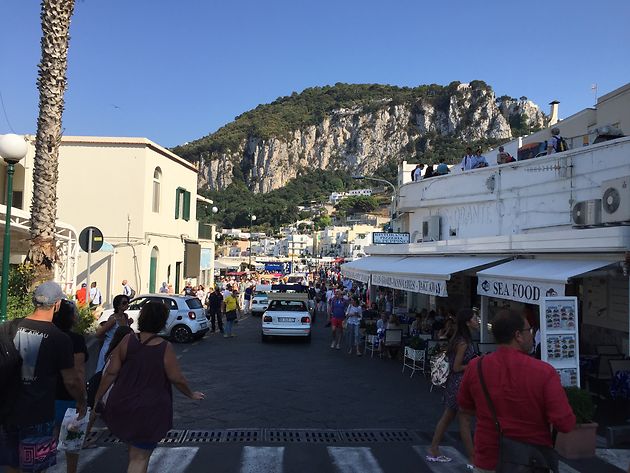 Capri: via Cristoforo Colombo : Villes : Falaise : Naples : Italie ...