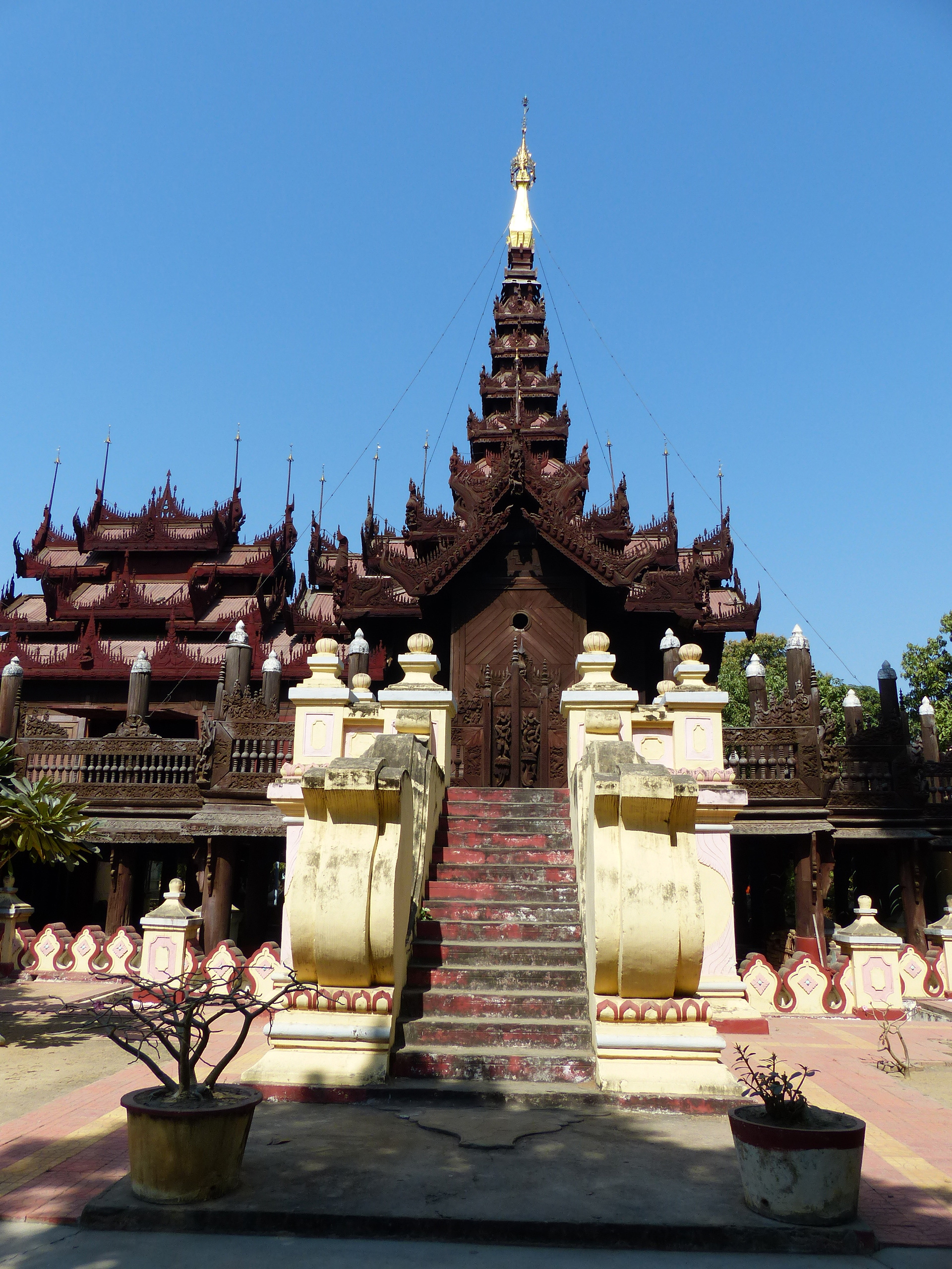 Shwe In bin Kyaung : Temples : Monastère Shwe in Bin : Mandalay ...