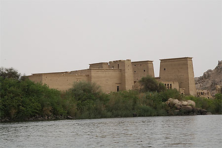 Ile de Philae : Temples : Grand temple d'Isis : Temple de Philae ...