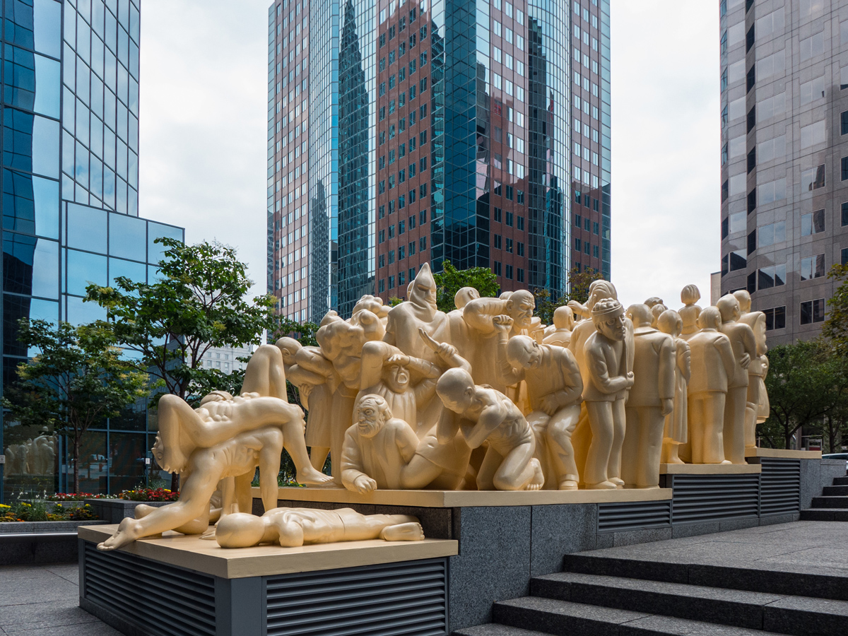 Foule illuminée : Statues : Centre-ville : Montréal : Routard.com