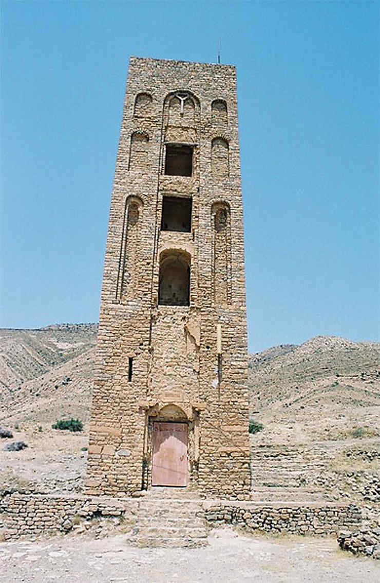 Minaret : Kalâa des Beni Hammad : Maâdid : Atlas tellien : Algérie ...