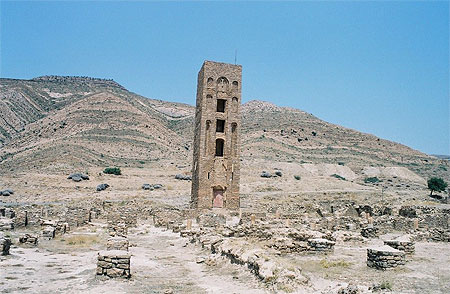 Kalâa des Beni Hammad : Kalâa des Beni Hammad : Maâdid : Atlas tellien ...