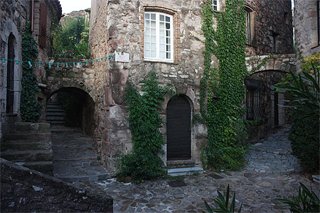 Les Arcs sur Argens : Les Arcs-sur-Argens : Var : Côte d'Azur : Routard.com