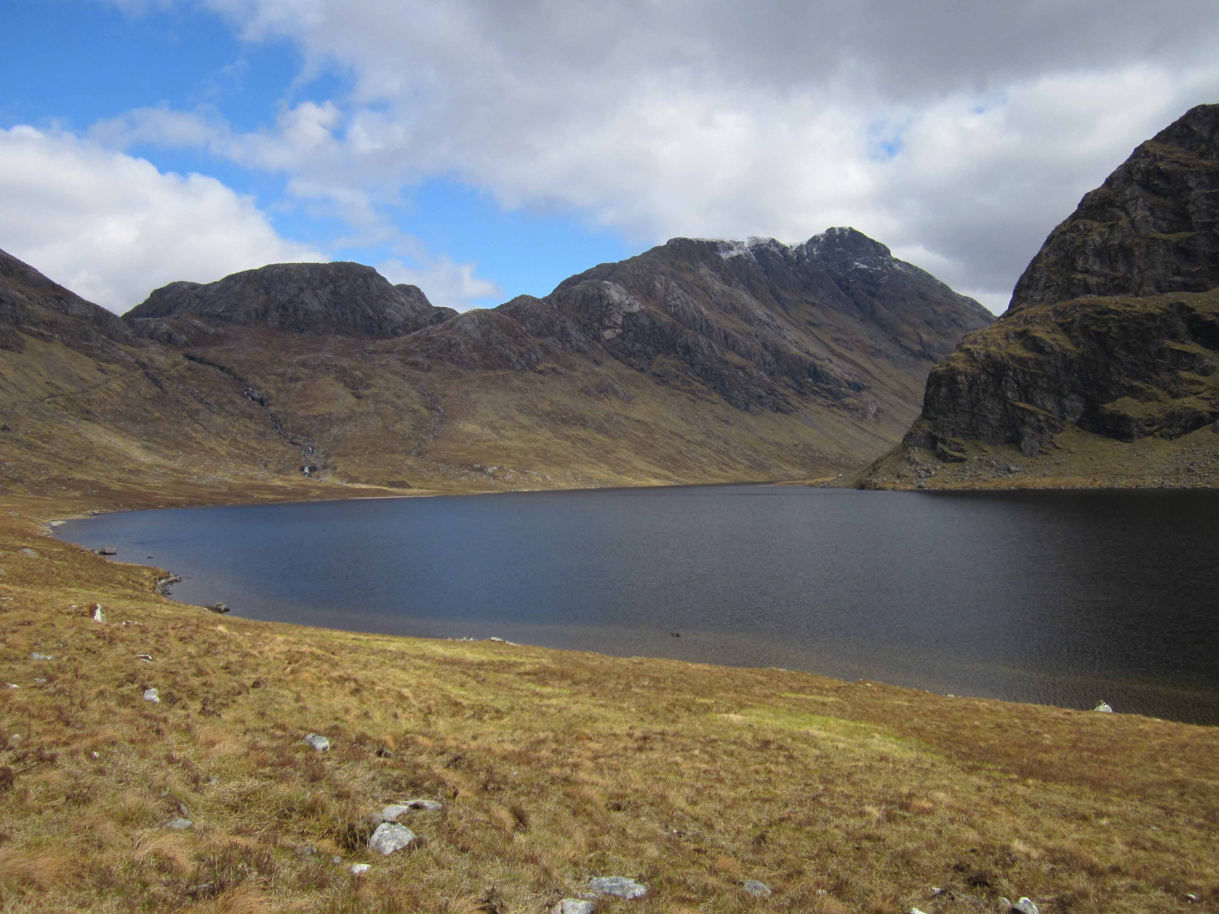 Dubh loch, le soir : Highlands : Écosse : Routard.com