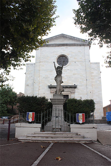 Les Arcs sur Argens : Statues : Les Arcs-sur-Argens : Var : Côte d'Azur ...